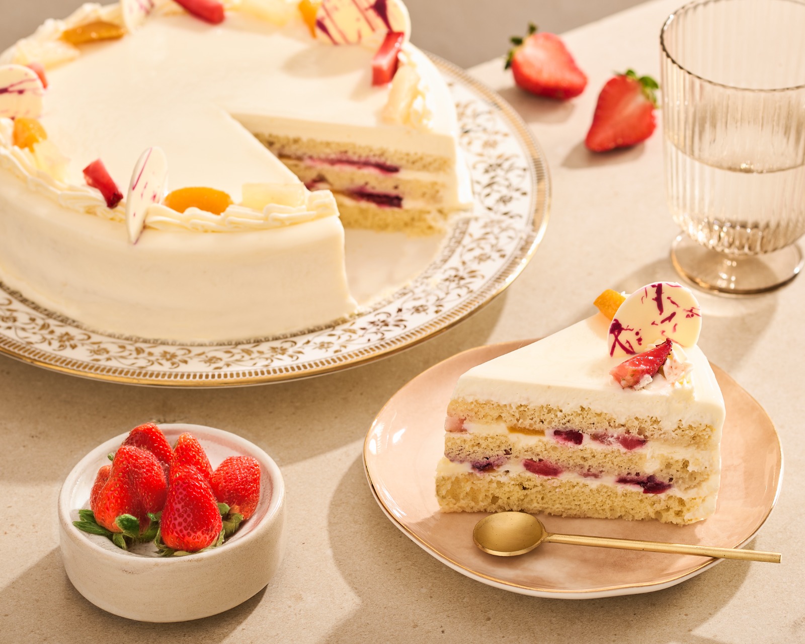 Lamara Patisserie / Premium Luxury Celebration Cakes / Online Delivery / Best Birthday ...