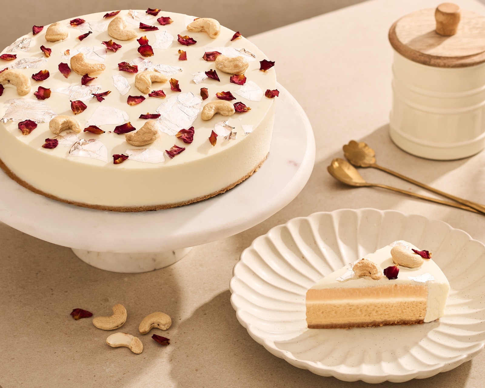 Lamara Patisserie / Premium Luxury Celebration Cakes / Online Delivery ...