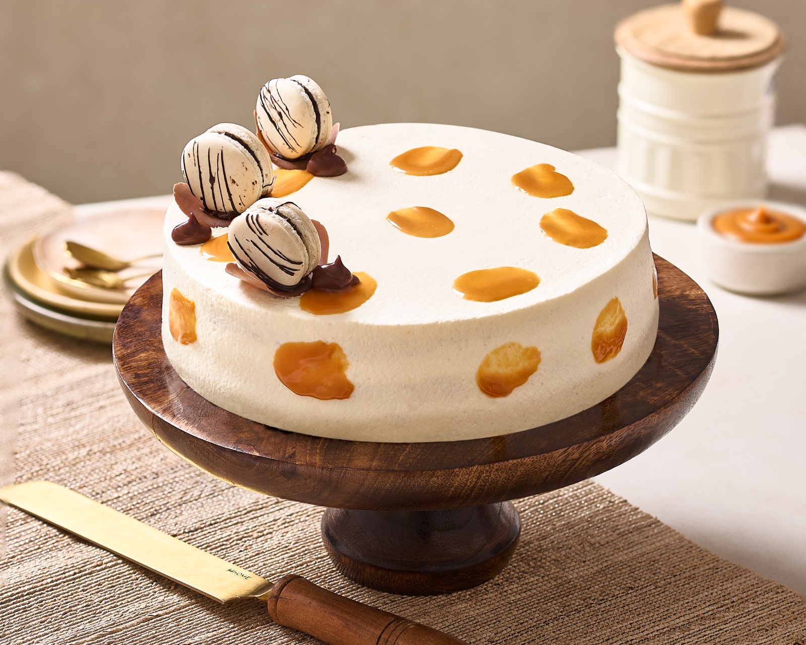 Lamara Patisserie / Premium Luxury Celebration Cakes / Online Delivery ...